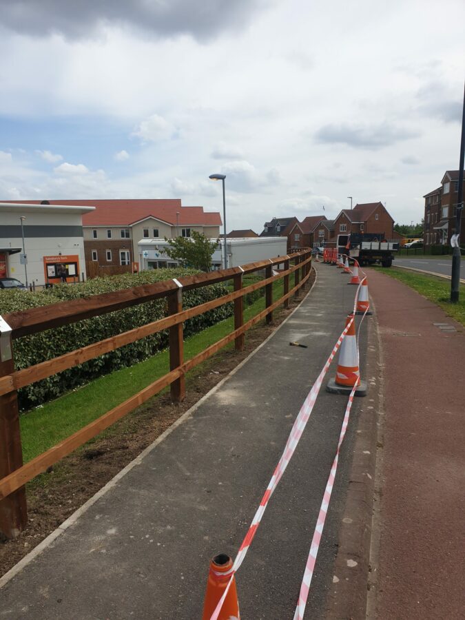 Bird Mouth Fencing - KJ Groundworks